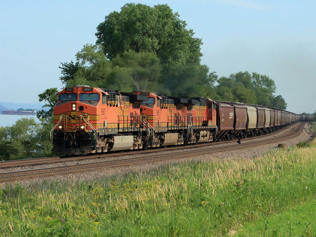 BNSF 5667